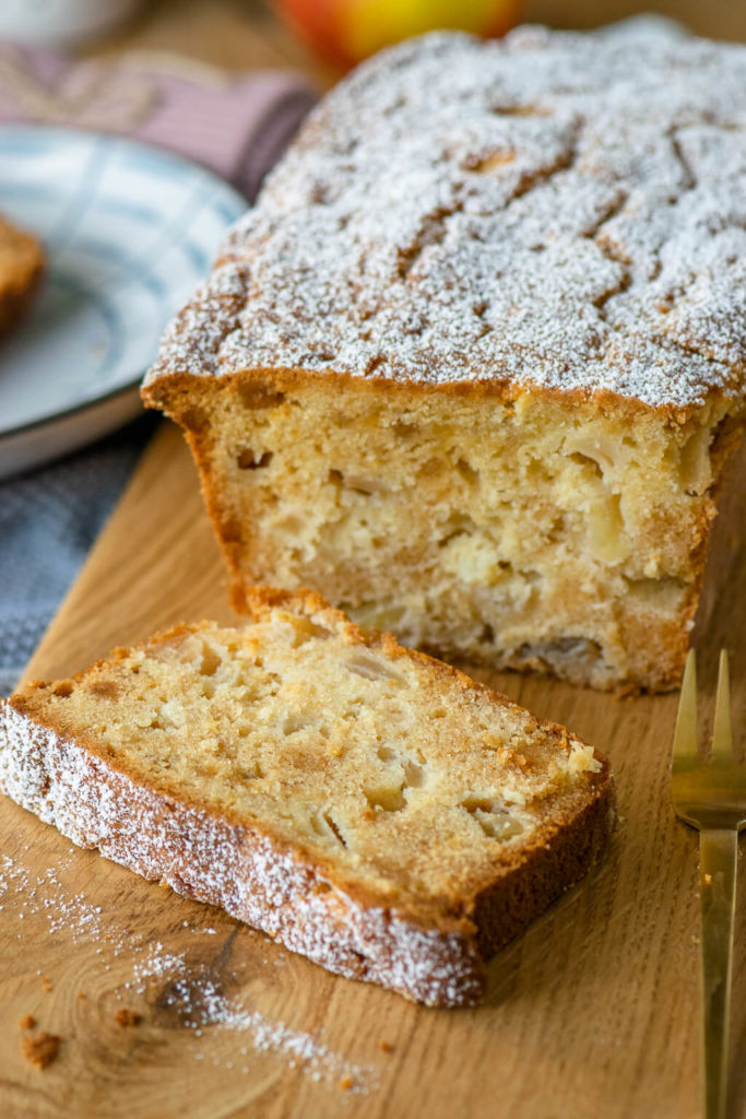 Marzipan Apfel Kuchen
