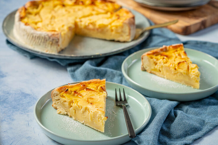 Cremiger Quark Apfelkuchen - einfach & mega lecker - Einfach Malene