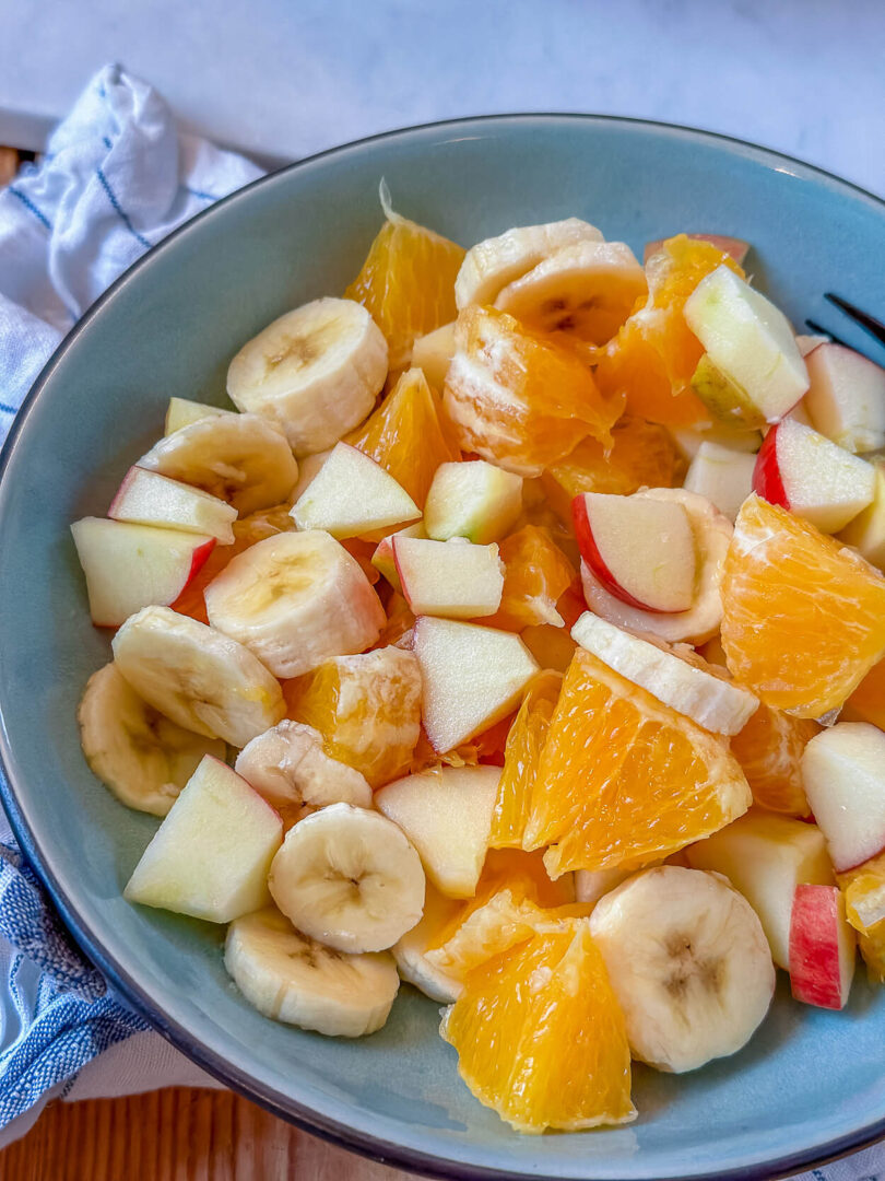Einfacher Obstsalat mit nur 3 Zutaten - Einfach Malene