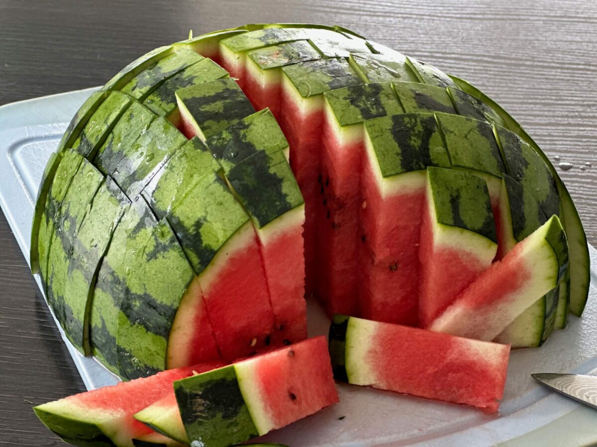 Wassermelone schneiden - Anleitung ohne Sauerei
