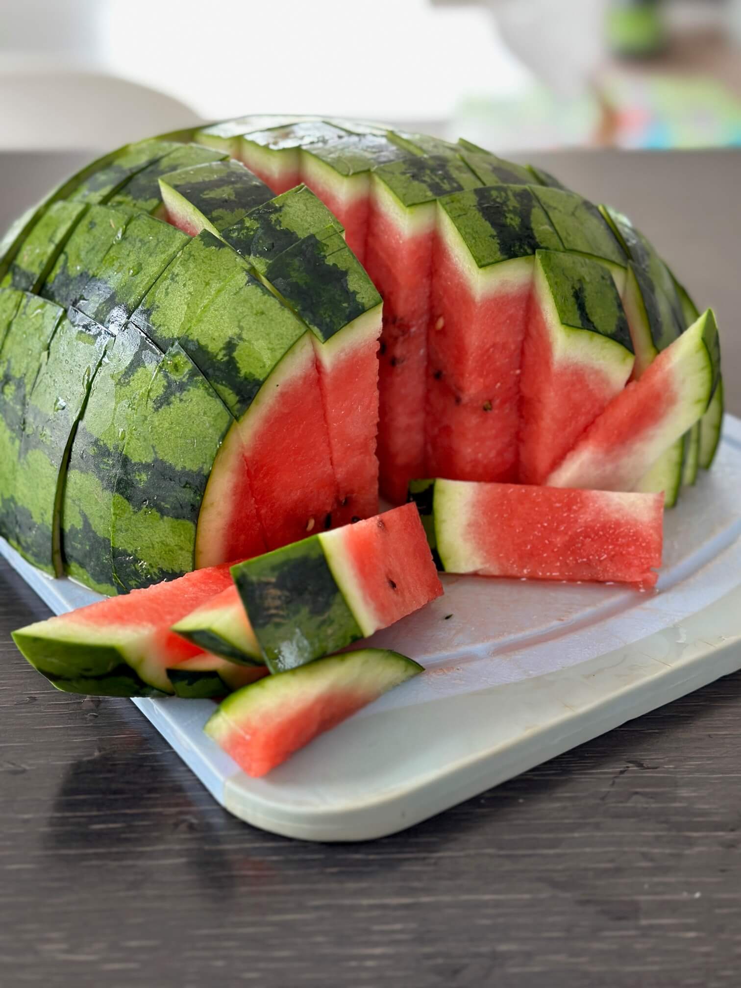 Wassermelone schneiden - Anleitung ohne Sauerei