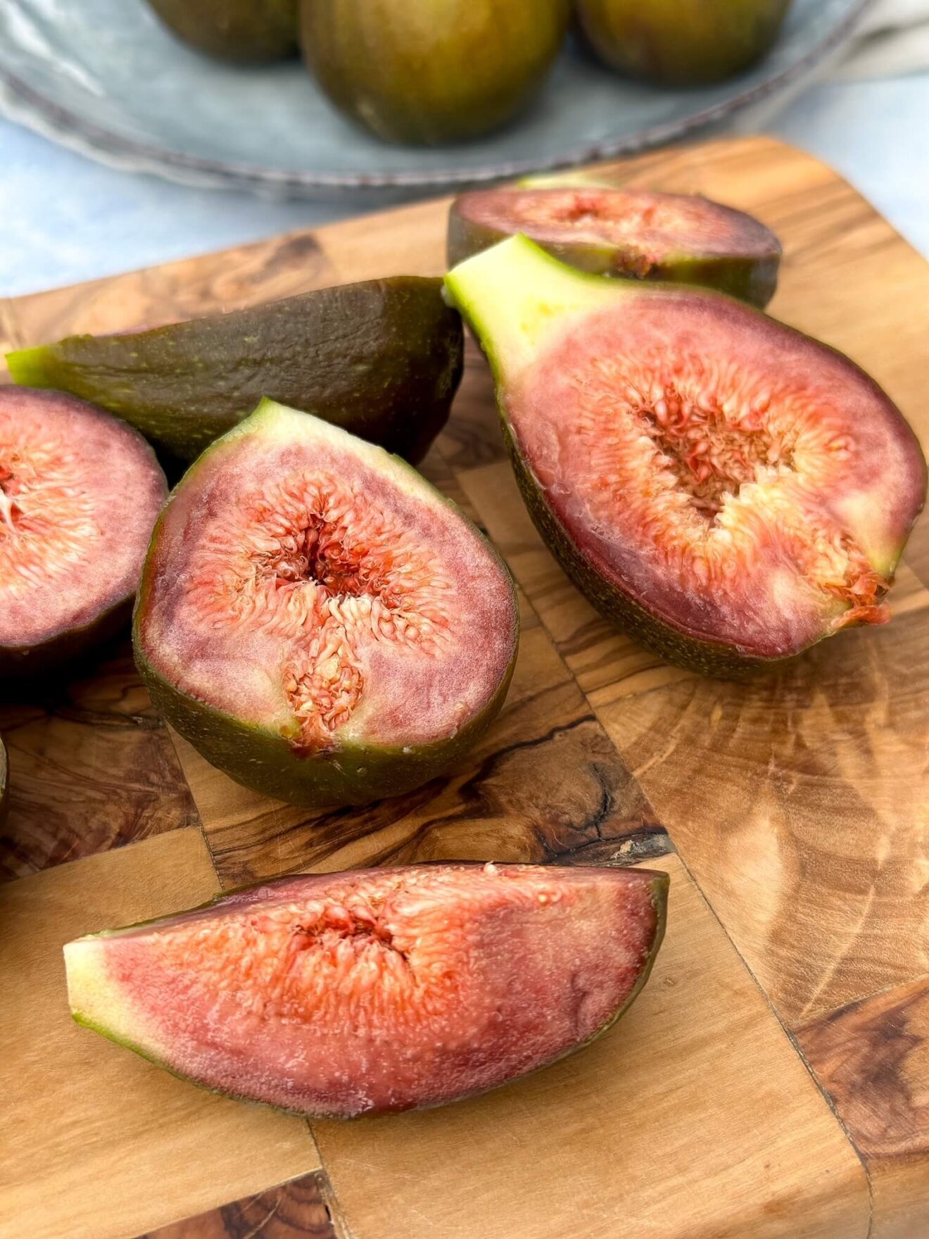 Feigen mit oder ohne Schale essen - so einfach geht´s