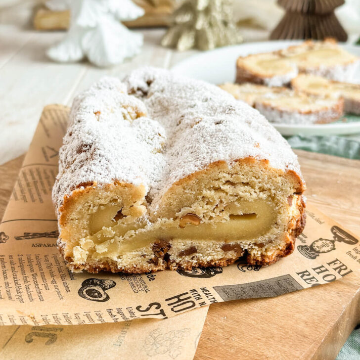 Marzipanstollen Rezept - schmeckt sofort saftig und aromatisch