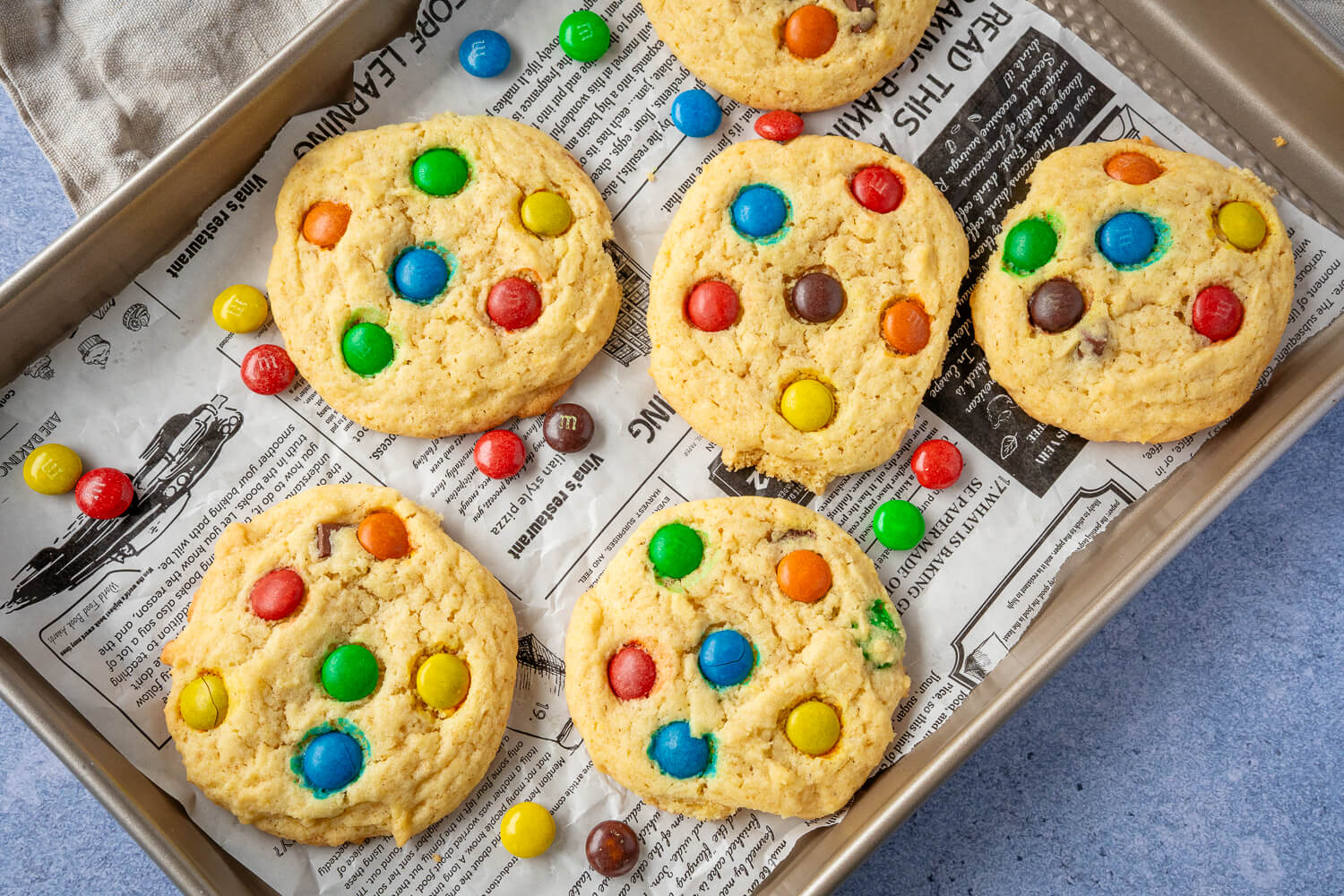 Einfaches Rezept für M&Ms Cookies - die besten chewy Cookies